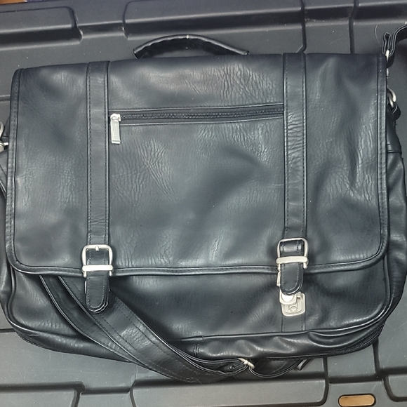 hit | Bags | Hit Leather Laptop Bag Good Condition | Poshmark